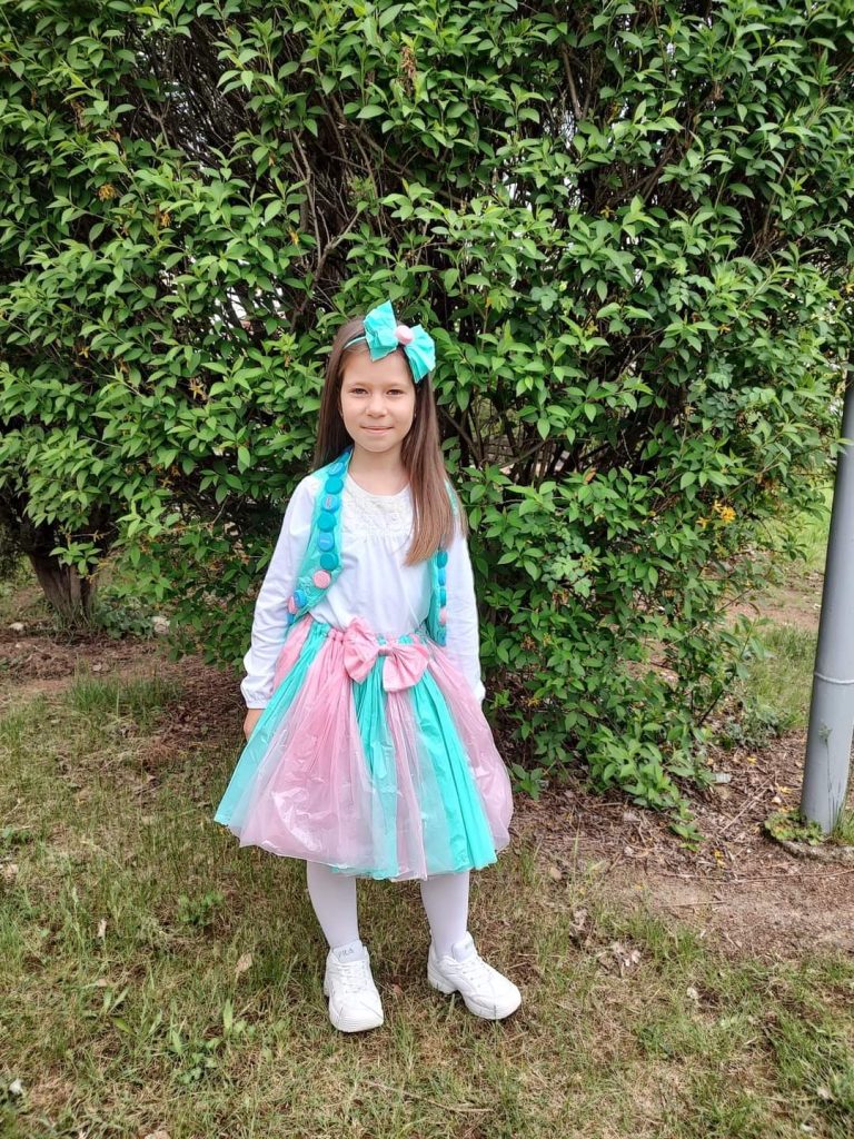 Copiii târgovișteni s-au întrecut în costume „reciclabile” în Săptămâna ...